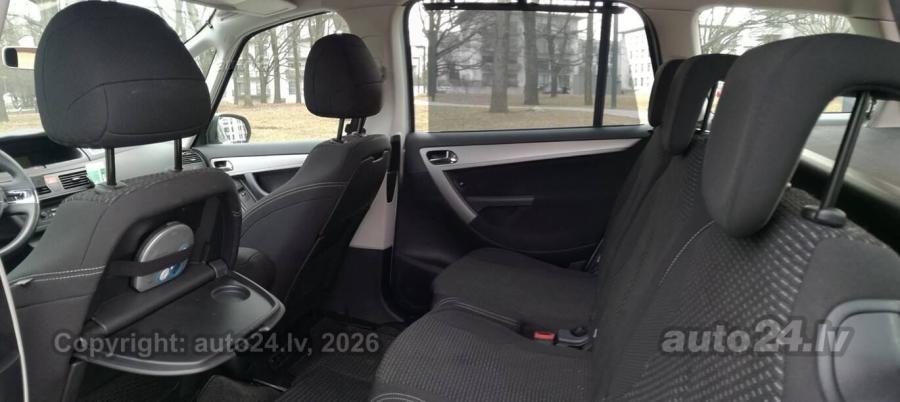 Pelēks Citroen c4-picasso 2012 Tallina, ar dzinēja tilpumu 1.60 L un nobraukumu 156 tūkst. km par 3999 €, foto 6 vietnē AUTOMOTO.COM.LV