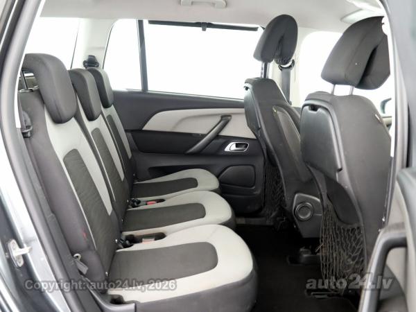 Grey Citroen c4-picasso 2013 in Tallinn, with an engine capacity of 1.60 L and mileage of 355 thousand km for 2499 €, photo 7 on AUTOMOTO.COM.LV