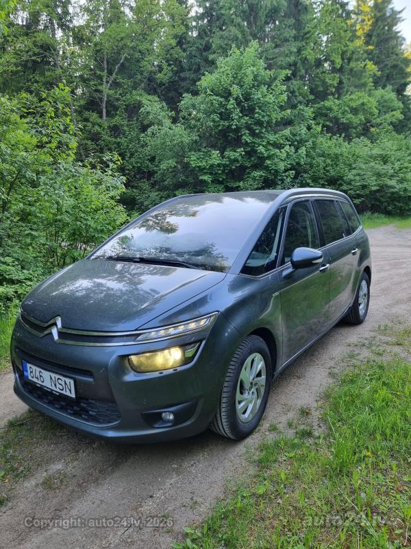Grey Citroen c4-picasso 2014 in Rapla, with an engine capacity of 2.00 L and mileage of 276 thousand km for 5900 €, photo 1 on AUTOMOTO.COM.LV
