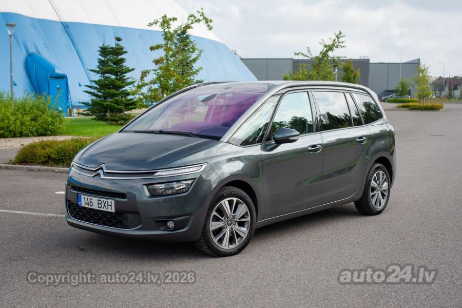 Серый Ситроен С4 Пикассо 2015 в Пярну, объемом двигателя 2.00 л и пробегом 223 тыс. км за 7490 €, фото 1 на AUTOMOTO.COM.LV