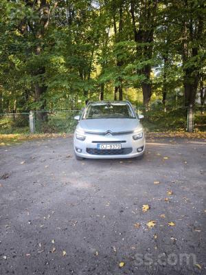 Pelēks Citroen c4-picasso 2016 Rīga, ar dzinēja tilpumu 1.60 L un nobraukumu 197 tūkst. km par 8455 €, foto  vietnē AUTOMOTO.COM.LV