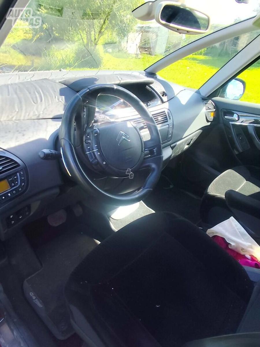 Citroen c4-picasso 2007 Telšiai, ar dzinēja tilpumu 2.00 L un nobraukumu 247 tūkst. km par 1250 €, foto 3 vietnē AUTOMOTO.COM.LV