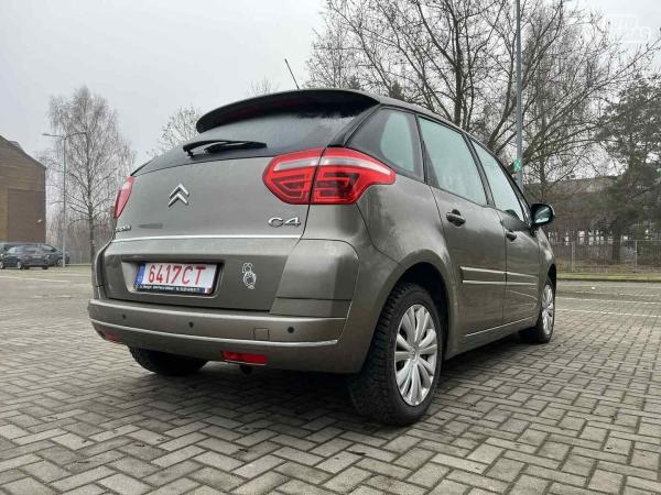 Citroen c4-picasso 2010 Viļņa, ar dzinēja tilpumu 1.60 L un nobraukumu 242 tūkst. km par 2900 €, foto 8 vietnē AUTOMOTO.COM.LV