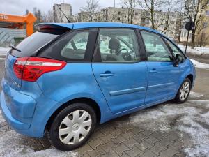 Citroen c4-picasso 2010 in Vilnius, with an engine capacity of 2.00 L and mileage of 210 thousand km for 1020 €, photo 2 on AUTOMOTO.COM.LV