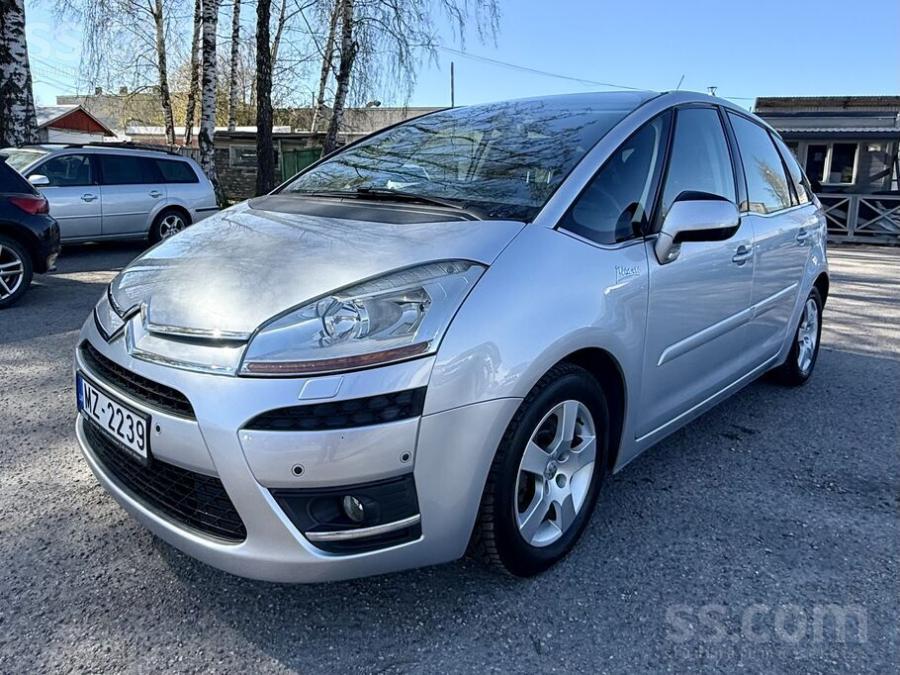 Citroen c4-picasso 2010 Rīga, ar dzinēja tilpumu 2.00 L un nobraukumu 0 tūkst. km par 2990 €, foto 1 vietnē AUTOMOTO.COM.LV