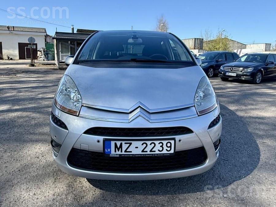 Citroen c4-picasso 2010 Rīga, ar dzinēja tilpumu 2.00 L un nobraukumu 0 tūkst. km par 2990 €, foto 3 vietnē AUTOMOTO.COM.LV