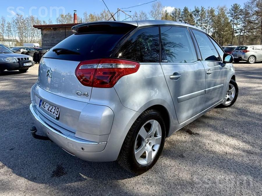 Citroen c4-picasso 2010 Rīga, ar dzinēja tilpumu 2.00 L un nobraukumu 0 tūkst. km par 2990 €, foto 6 vietnē AUTOMOTO.COM.LV
