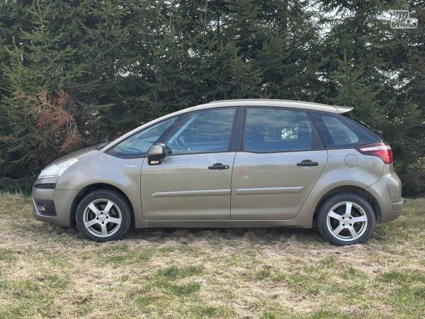 Citroen c4-picasso 2011 Klaipėda, ar dzinēja tilpumu 1.60 L un nobraukumu 326 tūkst. km par 1050 €, foto 2 vietnē AUTOMOTO.COM.LV