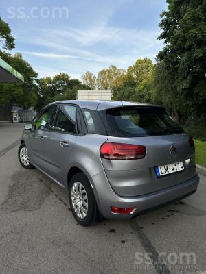 Citroen c4-picasso 2018 in Riga, with an engine capacity of 1.50 L and mileage of 87 thousand km for 7800 €, photo 5 on AUTOMOTO.COM.LV