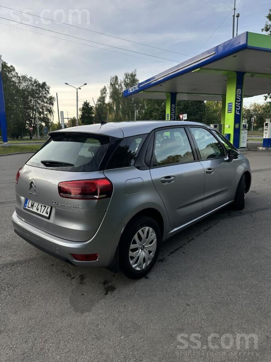 Citroen c4-picasso 2018 in Riga, with an engine capacity of 1.50 L and mileage of 87 thousand km for 7800 €, photo 6 on AUTOMOTO.COM.LV