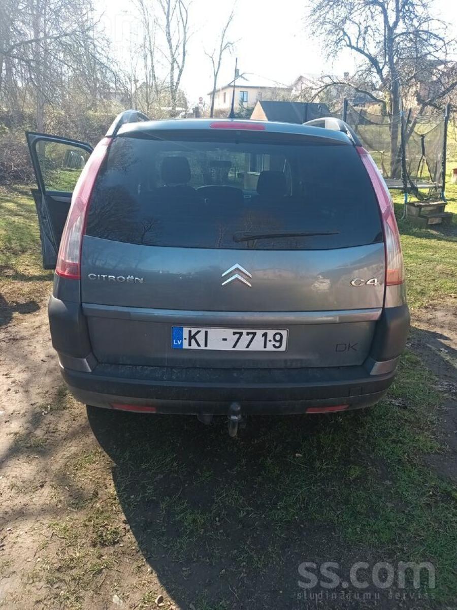 Citroen c4-picasso 2007 Cēsis, ar dzinēja tilpumu 1.60 L un nobraukumu 308 tūkst. km par 2700 €, foto 4 vietnē AUTOMOTO.COM.LV