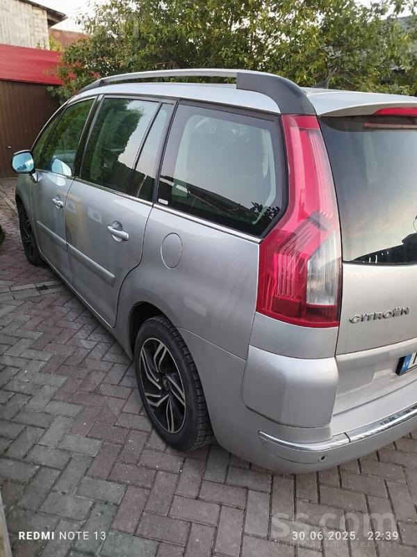 Citroen c4-picasso 2007 Liepāja, ar dzinēja tilpumu 1.60 L un nobraukumu 340 tūkst. km par 800 €, foto 2 vietnē AUTOMOTO.COM.LV