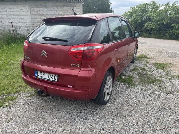 Citroen c4-picasso 2007 Viļņa, ar dzinēja tilpumu 1.60 L un nobraukumu 305 tūkst. km par 750 €, foto 8 vietnē AUTOMOTO.COM.LV