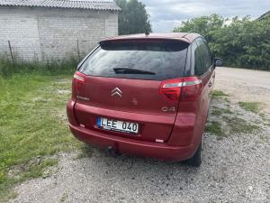 Ситроен С4 Пикассо 2007 в Вильнюс, объемом двигателя 1.60 л и пробегом 305 тыс. км за 750 €, фото 10 на AUTOMOTO.COM.LV