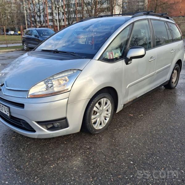 Citroen c4-picasso 2008 in Jelgava, with an engine capacity of 1.60 L and mileage of 390 thousand km for 800 €, photo 1 on AUTOMOTO.COM.LV