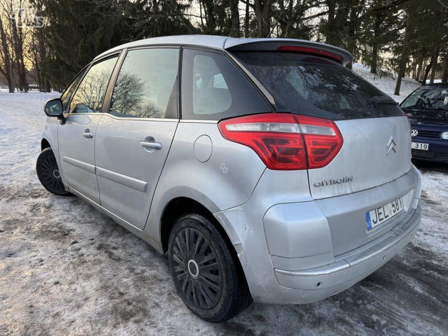 Citroen c4-picasso 2008 in Kaunas, with an engine capacity of 2.00 L and mileage of 300 thousand km for 1000 €, photo 2 on AUTOMOTO.COM.LV
