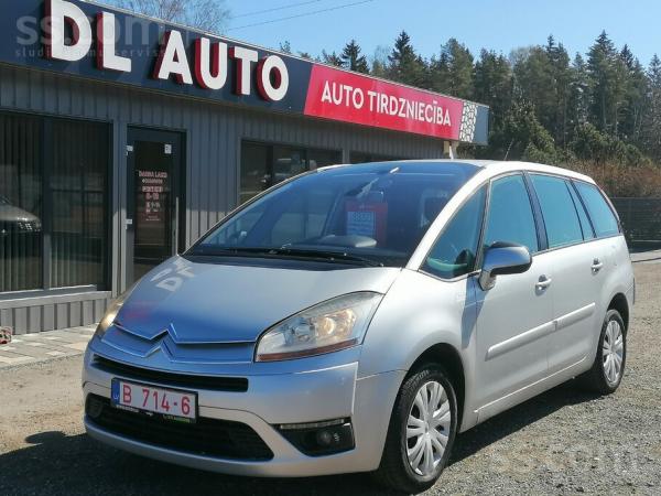 Citroen c4-picasso 2008 in Valmiera, with an engine capacity of 1.60 L and mileage of 371 thousand km for 1850 €, photo 2 on AUTOMOTO.COM.LV