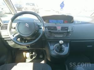 Citroen c4-picasso 2008 in Valmiera, with an engine capacity of 1.60 L and mileage of 371 thousand km for 1850 €, photo 9 on AUTOMOTO.COM.LV