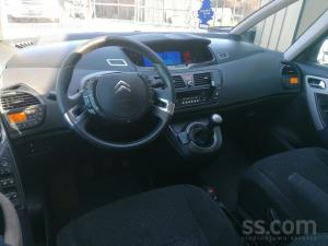 Citroen c4-picasso 2008 in Valmiera, with an engine capacity of 1.60 L and mileage of 371 thousand km for 1850 €, photo 17 on AUTOMOTO.COM.LV