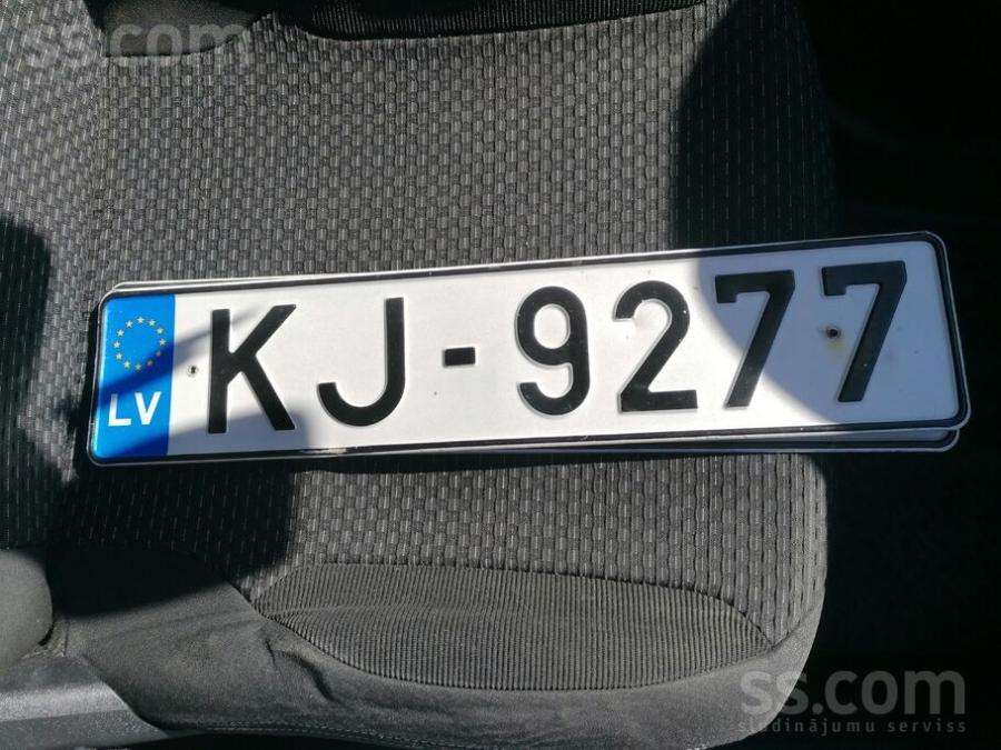 Citroen c4-picasso 2008 in Valmiera, with an engine capacity of 1.60 L and mileage of 371 thousand km for 1850 €, photo 19 on AUTOMOTO.COM.LV