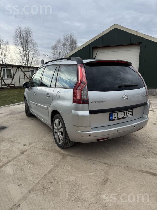 Citroen c4-picasso 2008 Rīga, ar dzinēja tilpumu 1.60 L un nobraukumu 306 tūkst. km par 1500 €, foto 5 vietnē AUTOMOTO.COM.LV