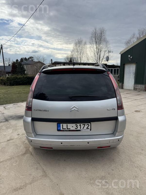 Citroen c4-picasso 2008 Rīga, ar dzinēja tilpumu 1.60 L un nobraukumu 306 tūkst. km par 1500 €, foto 6 vietnē AUTOMOTO.COM.LV