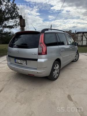 Citroen c4-picasso 2008 in Riga, with an engine capacity of 1.60 L and mileage of 306 thousand km for 1500 €, photo 8 on AUTOMOTO.COM.LV