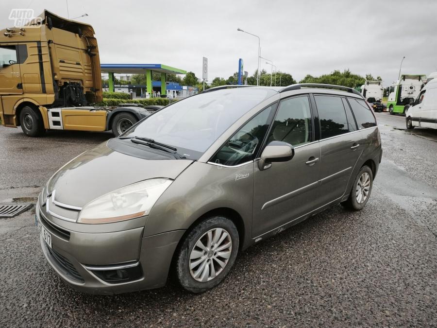 Citroen c4-picasso 2008 in Klaipeda, with an engine capacity of 2.00 L and mileage of 370 thousand km for 1450 €, photo 1 on AUTOMOTO.COM.LV