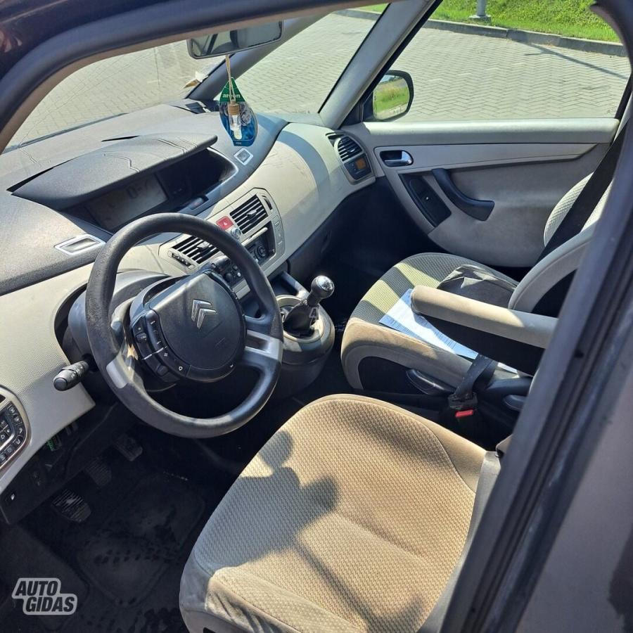 Citroen c4-picasso 2008 Alīta, ar dzinēja tilpumu 1.60 L un nobraukumu 300 tūkst. km par 1250 €, foto 7 vietnē AUTOMOTO.COM.LV