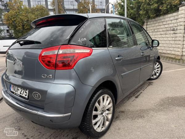 Citroen c4-picasso 2008 in Kaunas, with an engine capacity of 1.60 L and mileage of 300 thousand km for 900 €, photo 1 on AUTOMOTO.COM.LV
