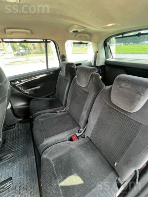Citroen c4-picasso 2009 Rīga, ar dzinēja tilpumu 1.60 L un nobraukumu 264 tūkst. km par 3100 €, foto 12 vietnē AUTOMOTO.COM.LV