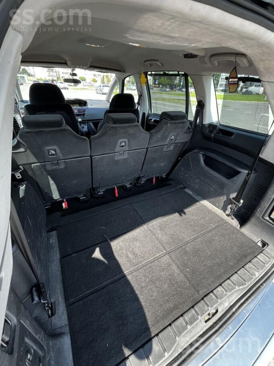 Citroen c4-picasso 2009 Rīga, ar dzinēja tilpumu 1.60 L un nobraukumu 264 tūkst. km par 3100 €, foto 13 vietnē AUTOMOTO.COM.LV