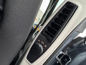 Citroen c4-picasso 2009 Rīga, ar dzinēja tilpumu 1.60 L un nobraukumu 178 tūkst. km par 3300 €, foto 3 vietnē AUTOMOTO.COM.LV