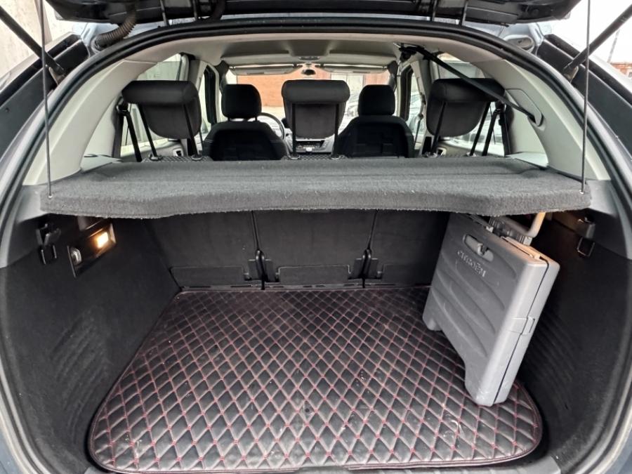 Citroen c4-picasso 2009 Rīga, ar dzinēja tilpumu 1.60 L un nobraukumu 178 tūkst. km par 3300 €, foto 8 vietnē AUTOMOTO.COM.LV