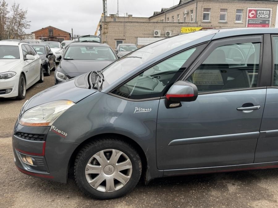 Citroen c4-picasso 2009 Rīga, ar dzinēja tilpumu 1.60 L un nobraukumu 178 tūkst. km par 3300 €, foto 15 vietnē AUTOMOTO.COM.LV