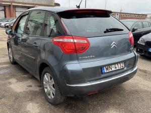 Citroen c4-picasso 2009 Rīga, ar dzinēja tilpumu 1.60 L un nobraukumu 178 tūkst. km par 3300 €, foto 18 vietnē AUTOMOTO.COM.LV