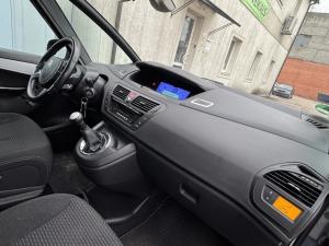 Citroen c4-picasso 2009 Rīga, ar dzinēja tilpumu 1.60 L un nobraukumu 178 tūkst. km par 3300 €, foto 29 vietnē AUTOMOTO.COM.LV