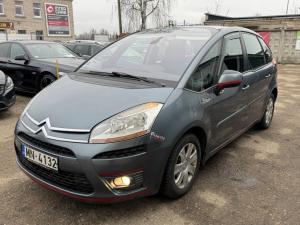 Citroen c4-picasso 2009 Rīga, ar dzinēja tilpumu 1.60 L un nobraukumu 178 tūkst. km par 3300 €, foto 32 vietnē AUTOMOTO.COM.LV