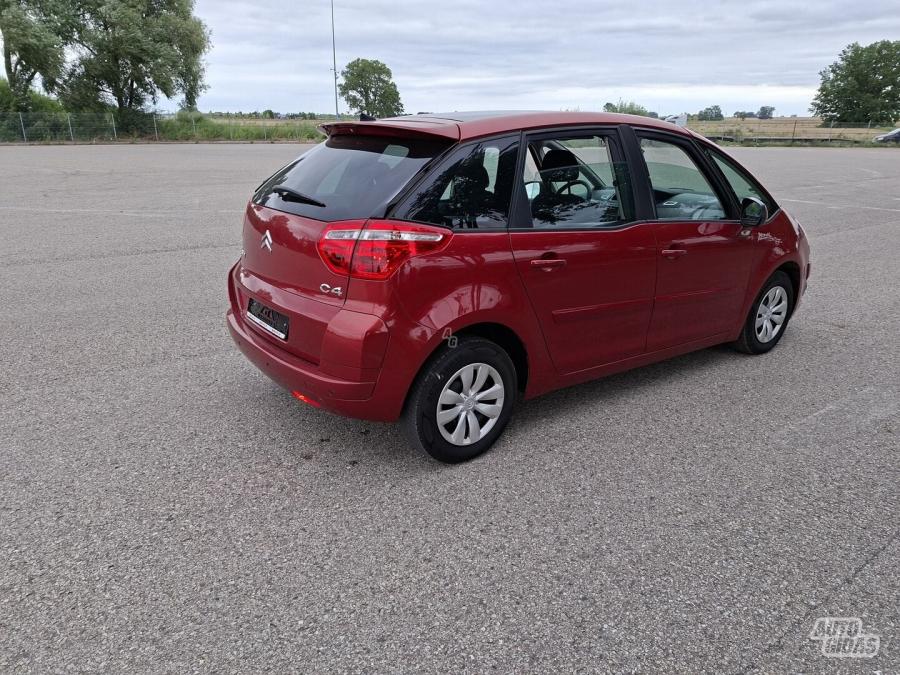 Citroen c4-picasso 2009 in Marijampole, with an engine capacity of 1.60 L and mileage of 182 thousand km for 2450 €, photo 6 on AUTOMOTO.COM.LV