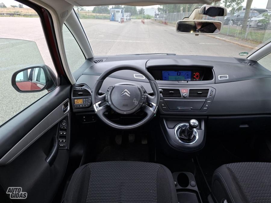 Citroen c4-picasso 2009 in Marijampole, with an engine capacity of 1.60 L and mileage of 182 thousand km for 2450 €, photo 12 on AUTOMOTO.COM.LV