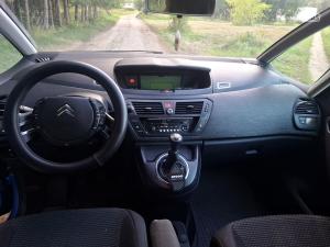 Ситроен С4 Пикассо 2009 в Радвилишкис, объемом двигателя 1.60 л и пробегом 250 тыс. км за 1500 €, фото 8 на AUTOMOTO.COM.LV