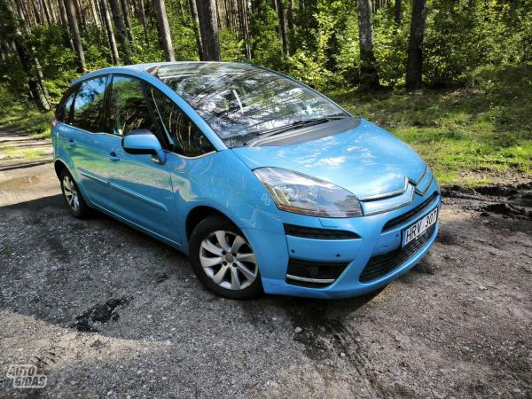 Citroen c4-picasso 2009 in Vilnius, with an engine capacity of 2.00 L and mileage of 228 thousand km for 1700 €, photo 3 on AUTOMOTO.COM.LV