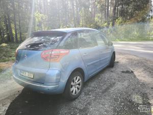Ситроен С4 Пикассо 2009 в Вильнюс, объемом двигателя 2.00 л и пробегом 228 тыс. км за 1700 €, фото 6 на AUTOMOTO.COM.LV