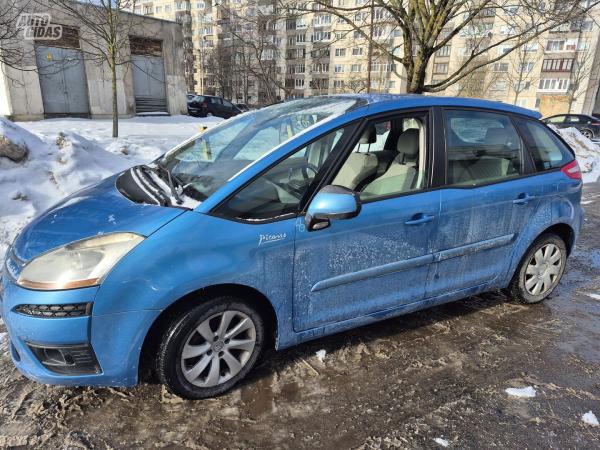 Ситроен С4 Пикассо 2010 в Вильнюс, объемом двигателя 2.00 л и пробегом 210 тыс. км за 1200 €, фото 6 на AUTOMOTO.COM.LV