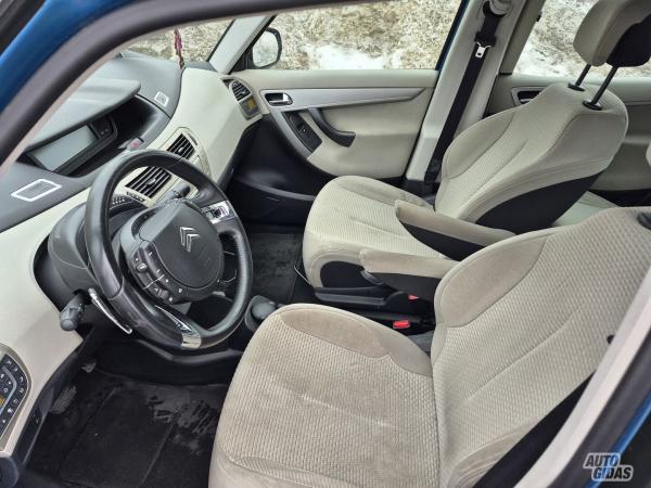 Citroen c4-picasso 2010 Viļņa, ar dzinēja tilpumu 2.00 L un nobraukumu 210 tūkst. km par 1200 €, foto 5 vietnē AUTOMOTO.COM.LV