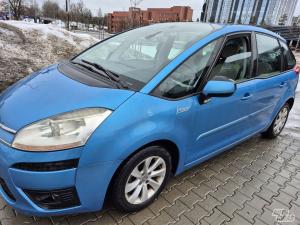 Citroen c4-picasso 2010 in Vilnius, with an engine capacity of 2.00 L and mileage of 210 thousand km for 1200 €, photo 6 on AUTOMOTO.COM.LV