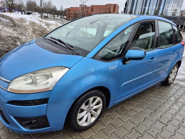 Citroen c4-picasso 2010 Viļņa, ar dzinēja tilpumu 2.00 L un nobraukumu 210 tūkst. km par 1000 €, foto 9 vietnē AUTOMOTO.COM.LV