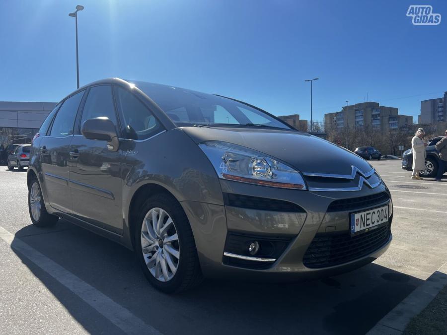 Citroen c4-picasso 2010 Viļņa, ar dzinēja tilpumu 1.60 L un nobraukumu 193 tūkst. km par 1500 €, foto 1 vietnē AUTOMOTO.COM.LV