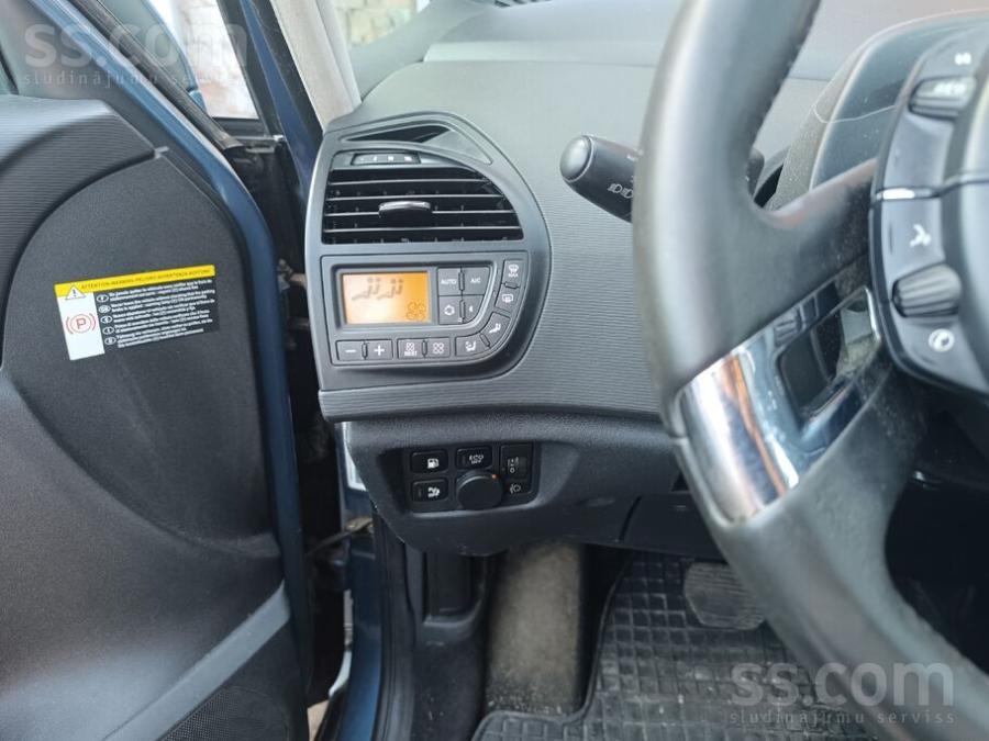 Citroen c4-picasso 2011 Jelgava, ar dzinēja tilpumu 1.60 L un nobraukumu 378 tūkst. km par 3000 €, foto 2 vietnē AUTOMOTO.COM.LV