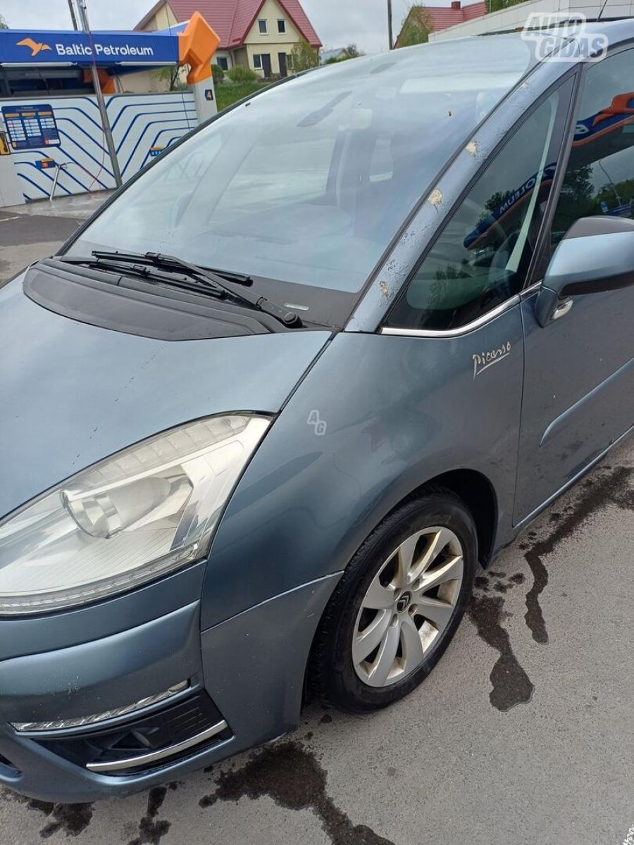 Citroen c4-picasso 2011 in Vilnius, with an engine capacity of 1.60 L and mileage of 328 thousand km for 2100 €, photo 1 on AUTOMOTO.COM.LV